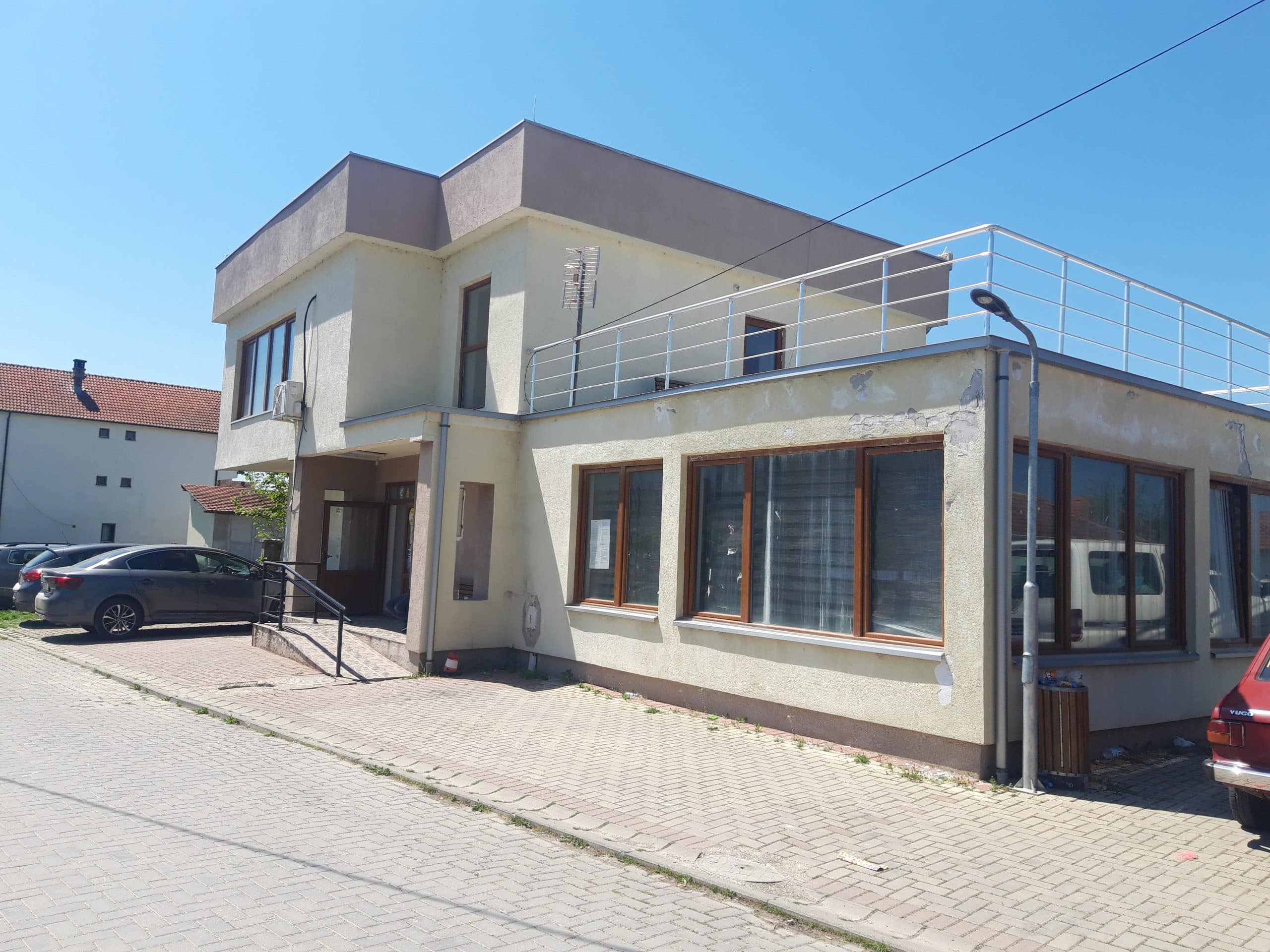 Kontakt - Komuna Kllokot